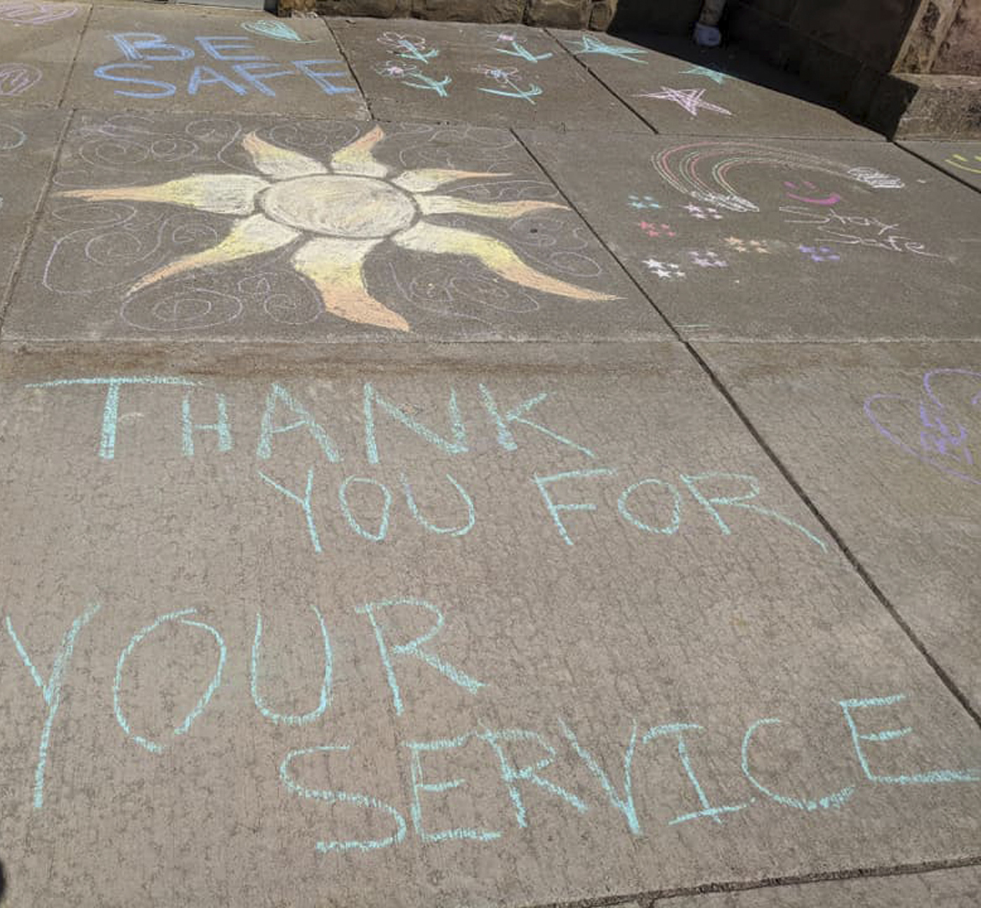 Using chalk to thank police | News, Sports, Jobs - Observer Today